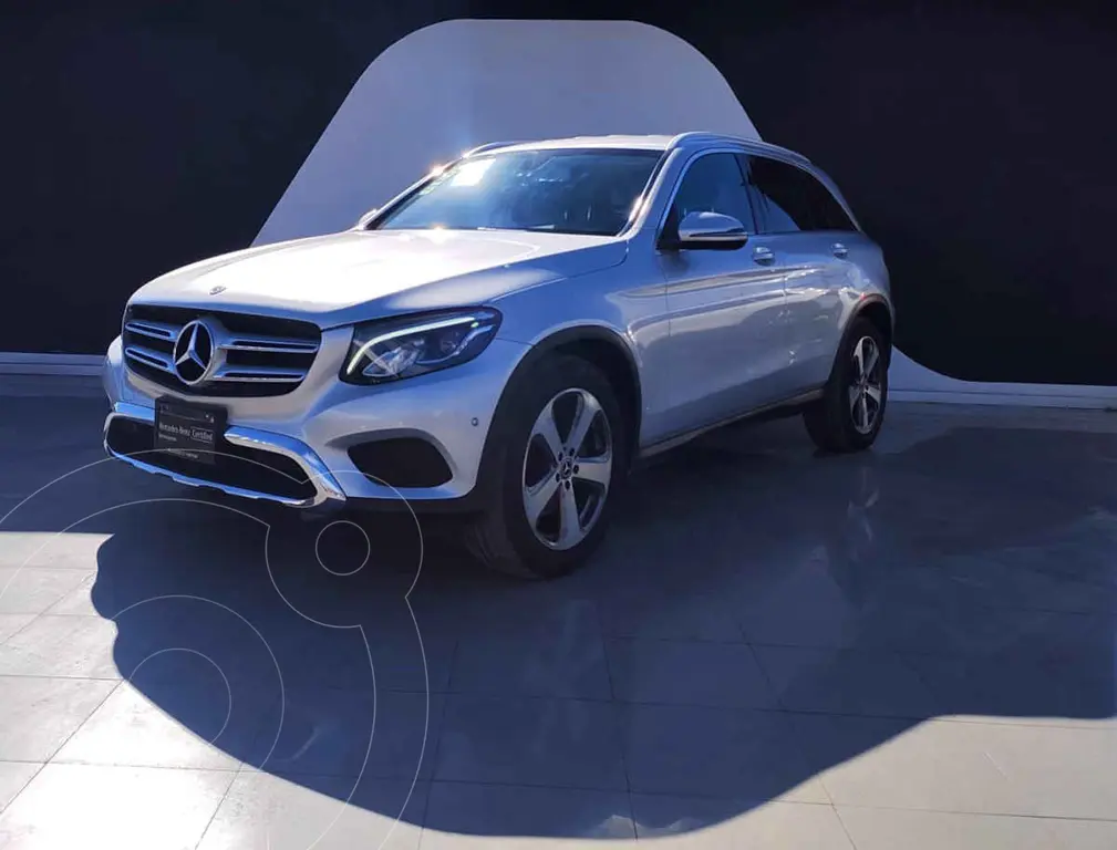 Mercedes Clase GLC 300 Off Road usado (2018) color Plata precio $579,900