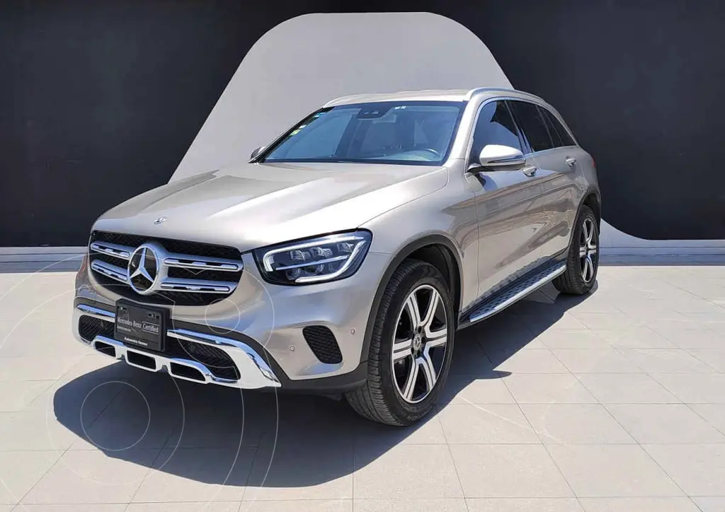 Mercedes Clase GLC 300 4MATIC usado (2020) color Plata precio $749,900