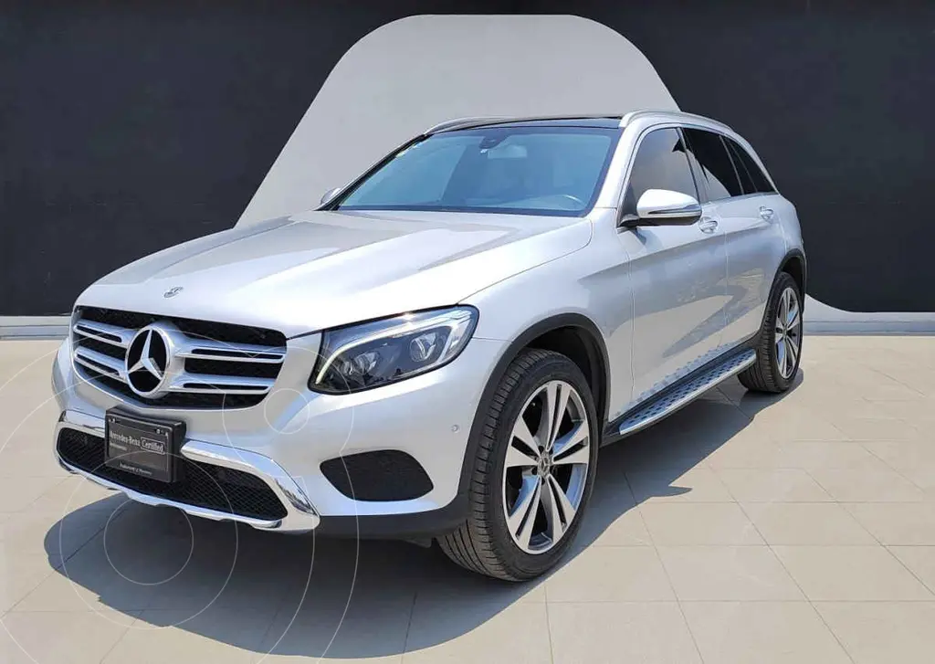 Mercedes Clase GLC 300 Sport usado (2019) color Plata precio $669,900