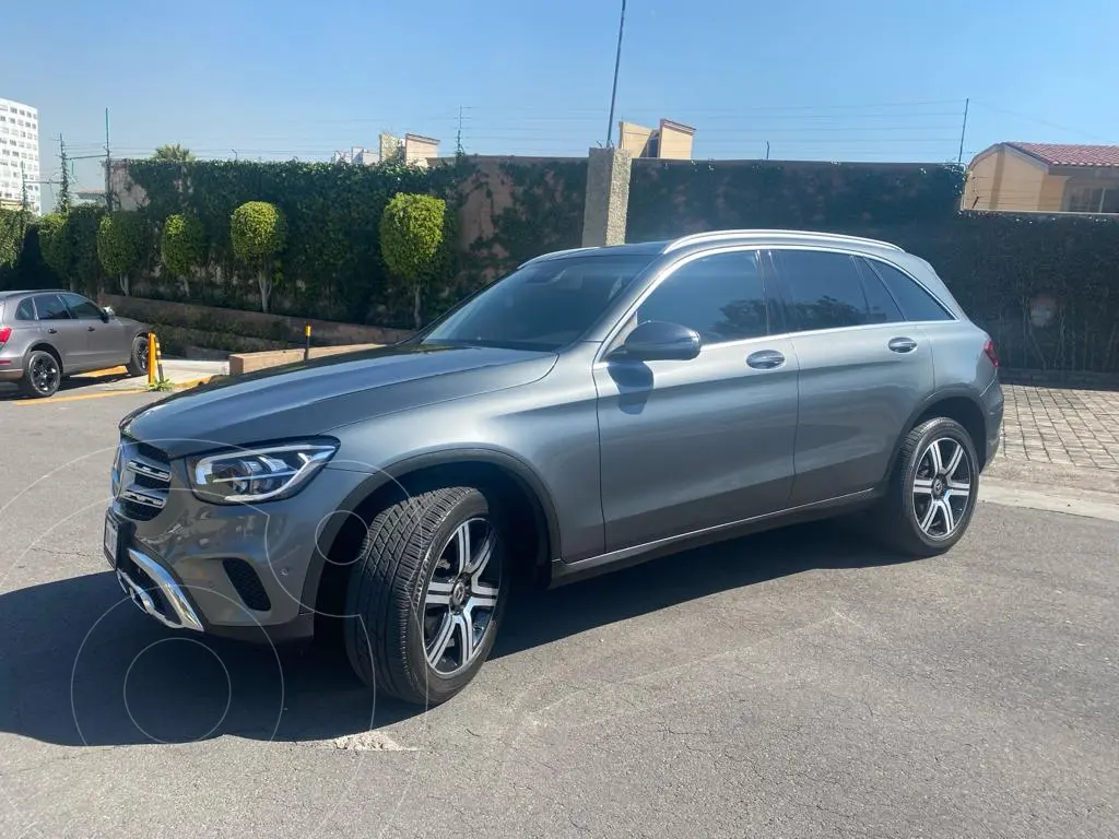 Mercedes Clase GLC 300 4MATIC Off Road usado (2020) color Gris precio ...