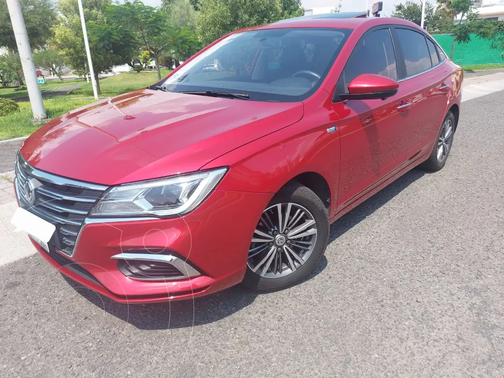 MG MG5 Elegance usado (2022) color Rojo precio $180,000