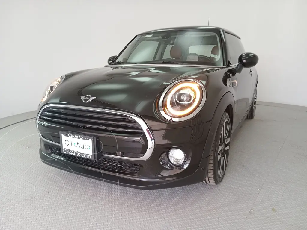 MINI Cooper 5 Puertas Pepper Aut usado (2020) color Negro precio $442,000