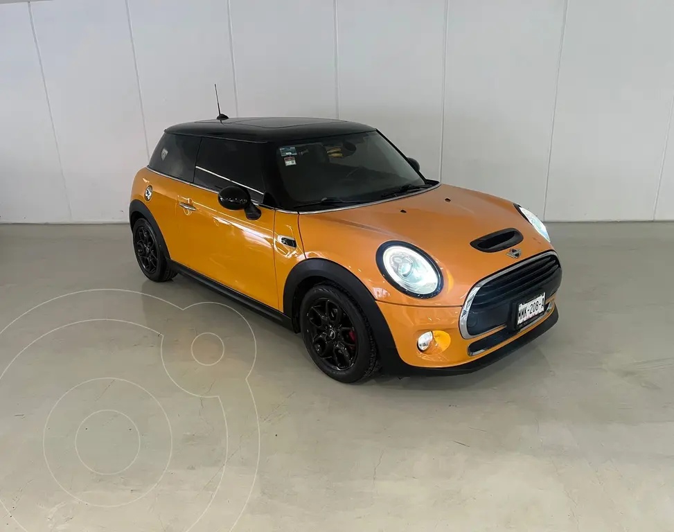 MINI Cooper Chili usado (2016) color Naranja precio $280,000