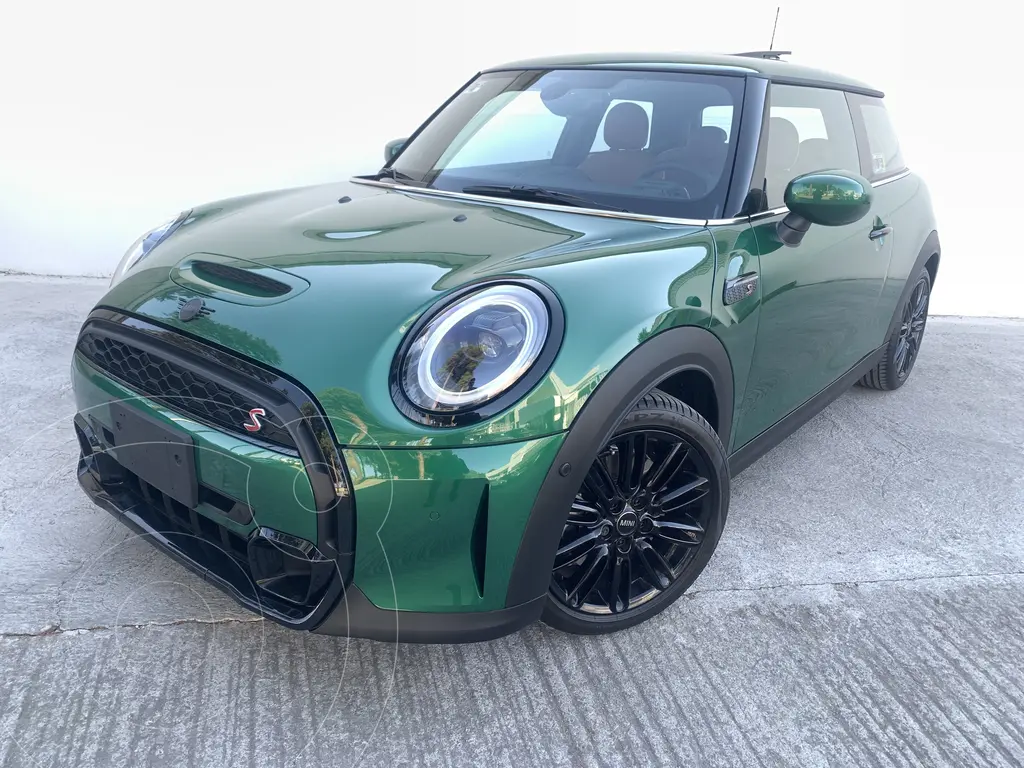 MINI 3 Puertas Cooper S Classic usado (2024) color Verde Cocktail ...