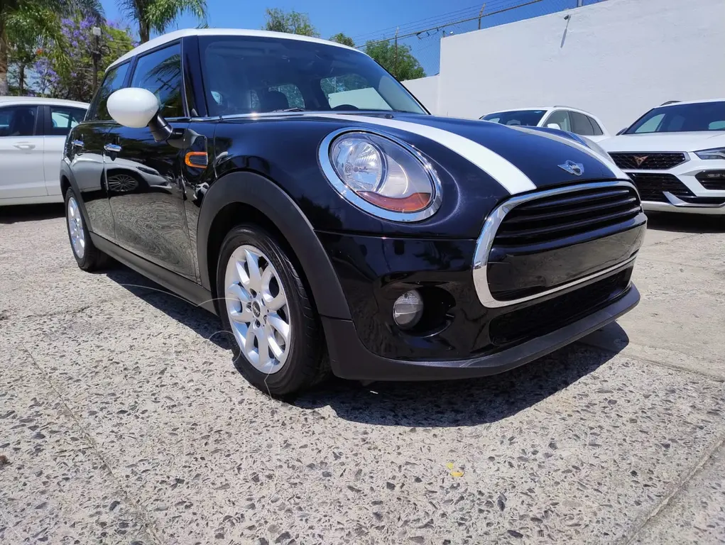 MINI Cooper Salt usado (2017) color Negro precio $270,000