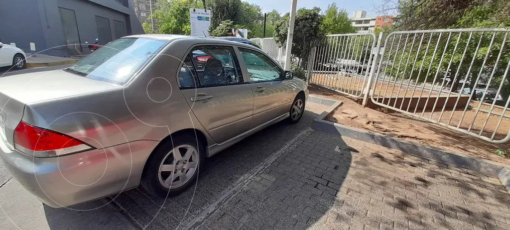 Mitsubishi Lancer 1.6 usado (2008) color Gris precio $5.800.000