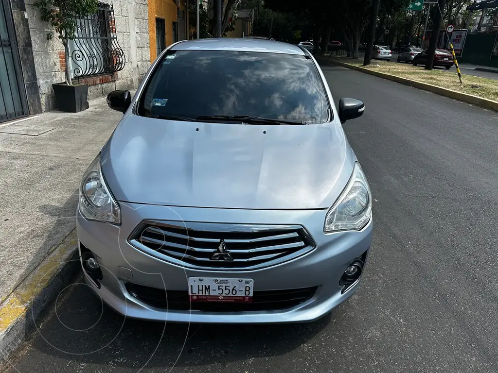 Mitsubishi Mirage G4 GLX Aut usado (2019) color Plata Metalico precio ...