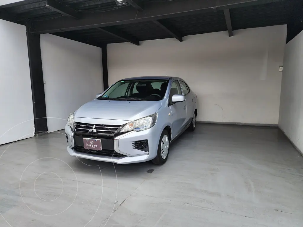 Mitsubishi Mirage G4 GLX usado (2021) color plateado precio $229,000