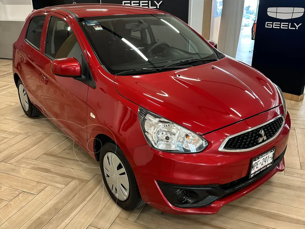 Mitsubishi Mirage GLX CVT usado (2018) color Rojo precio $155,000