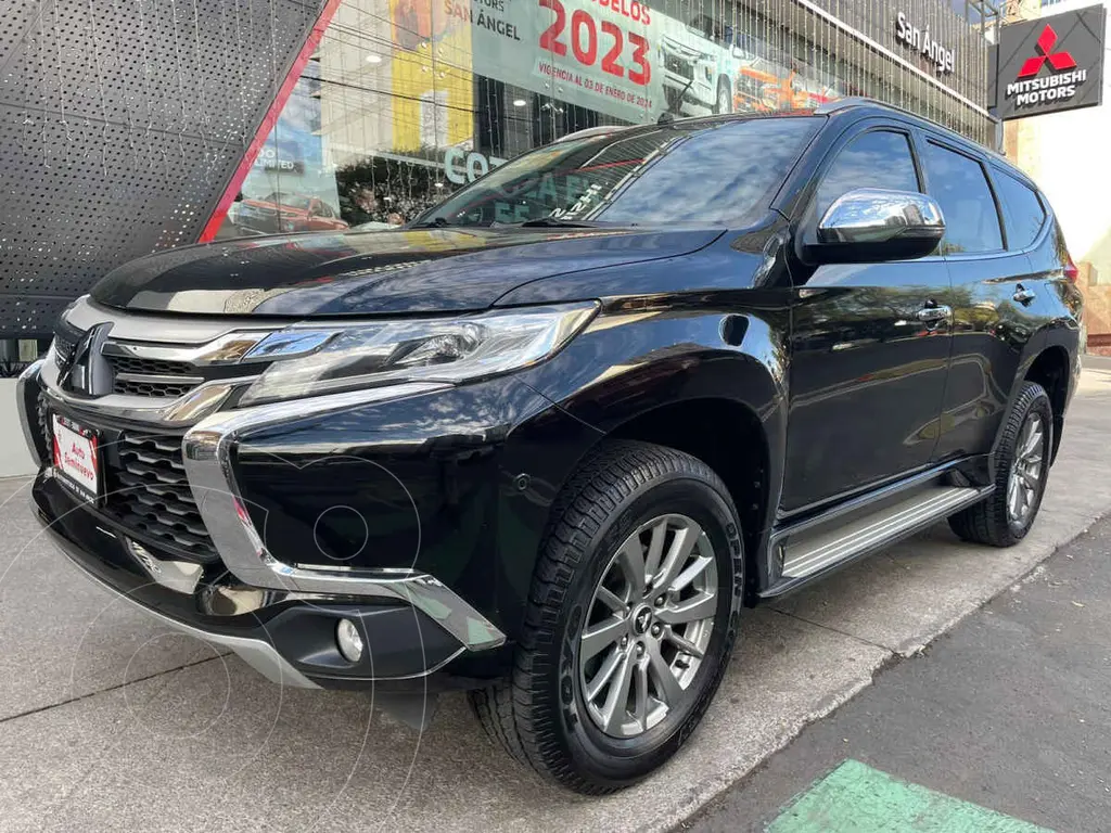 Mitsubishi Montero Sport Advance 4X2 usado (2018) color Negro precio ...