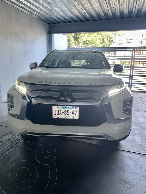 Mitsubishi Montero Sport SE Plus usado (2023) color Blanco precio $625,000