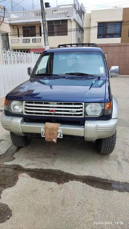 Mitsubishi Montero 3.0 usado (1997) color Azul precio u$s9.500