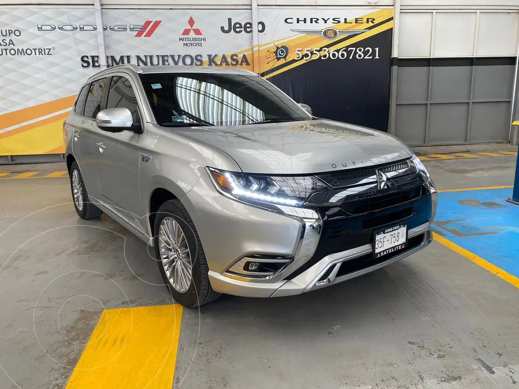 Mitsubishi Outlander Limited usado (2021) precio $725,500