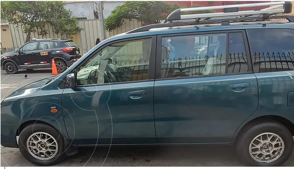 Mitsubishi Van Exceed L4,2.4i A 1 1 usado (2003) color Verde precio u ...