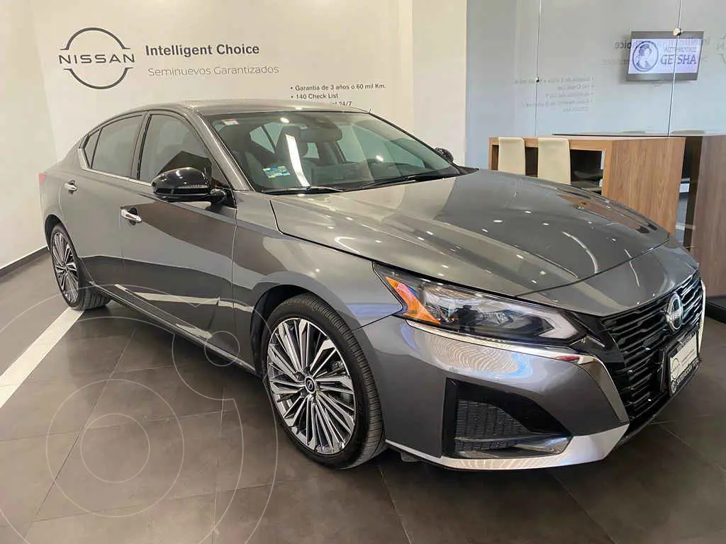 Nissan Altima Exclusive Turbo usado (2023) color Gris precio $749,000