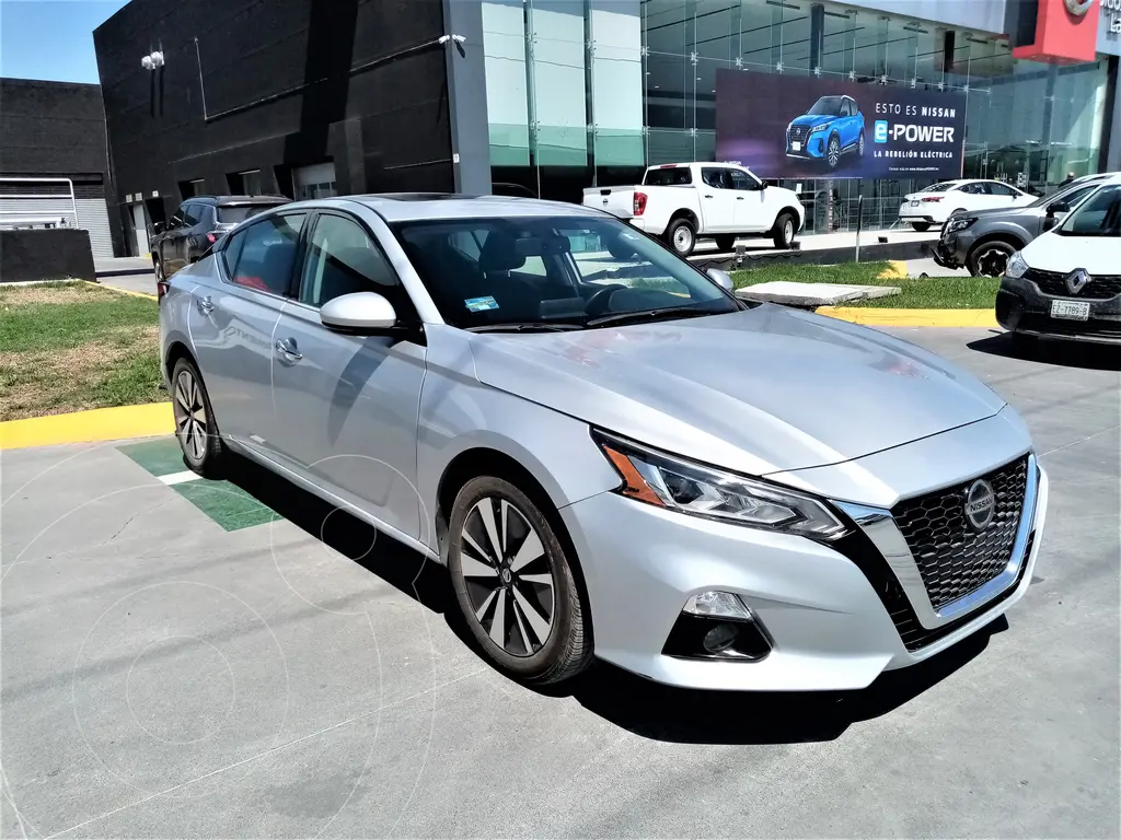 Nissan Altima Advance financiado en mensualidades enganche $115,000 ...