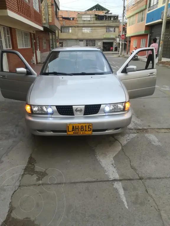 Nissan B13 16v usado (1994) color Gris precio $12.000.000