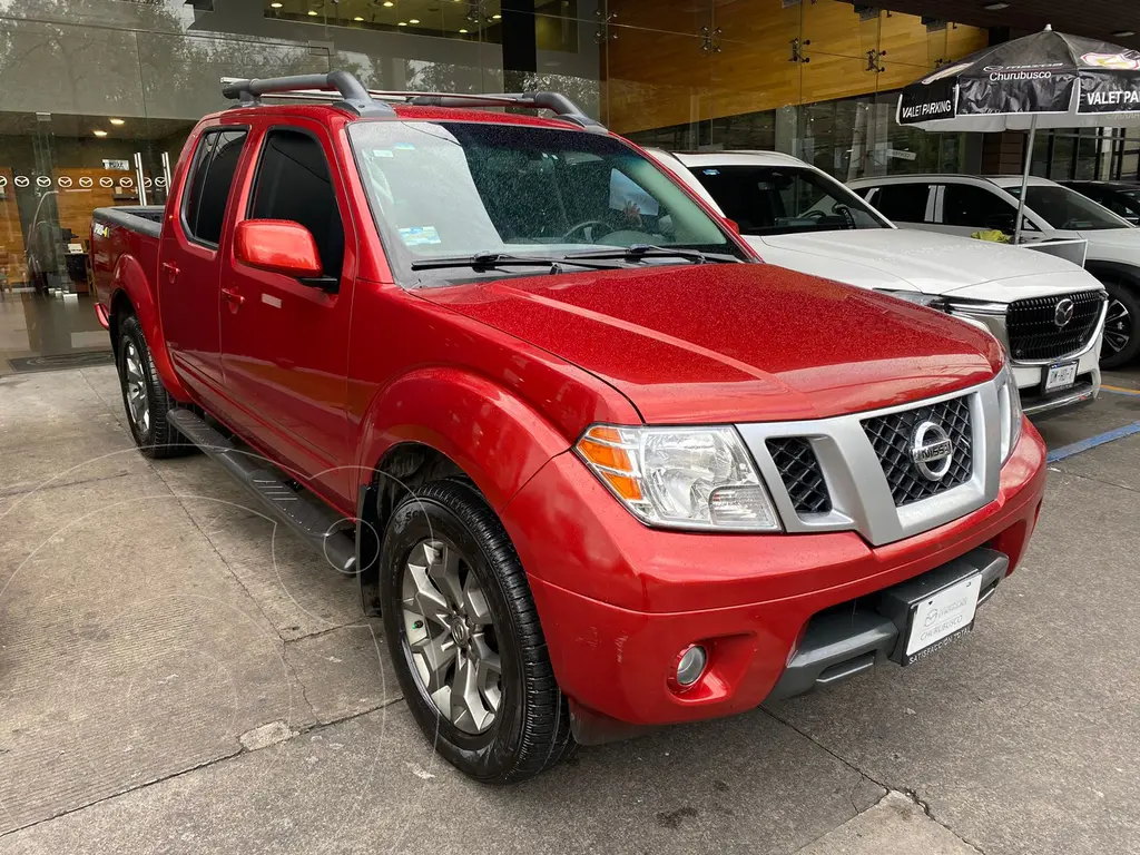 Nissan Frontier Pro-4X V6 4x2 usado (2018) color Rojo precio $408,000