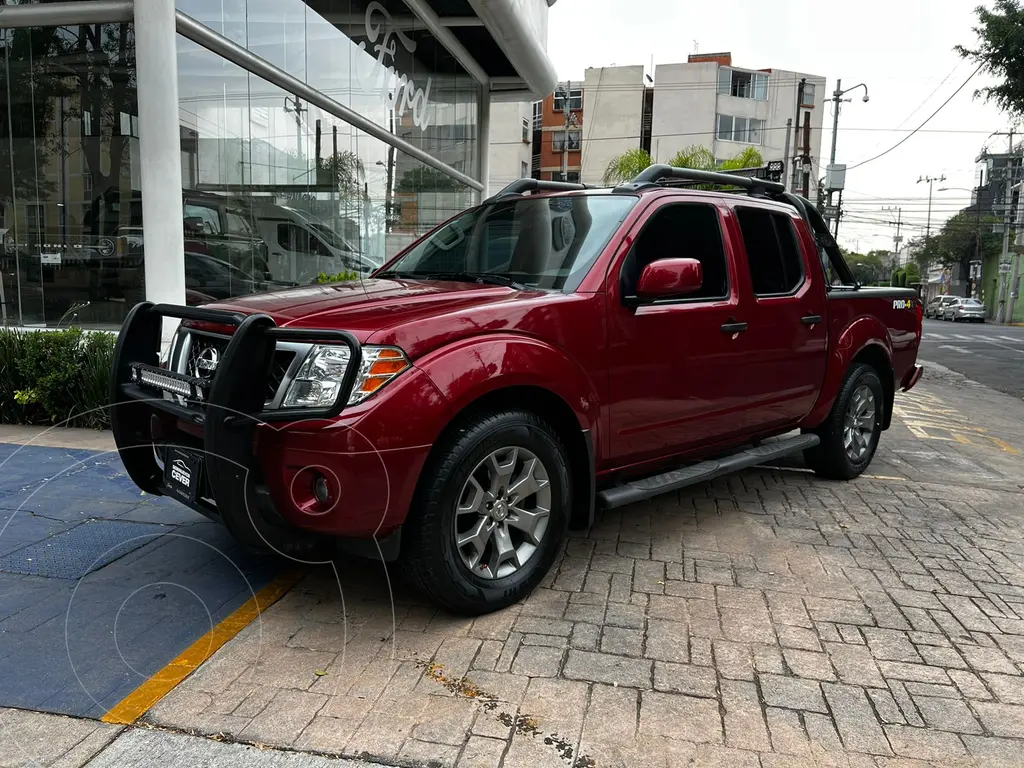 Nissan Frontier Pro-4X V6 4x4 usado (2020) color Rojo precio $590,000