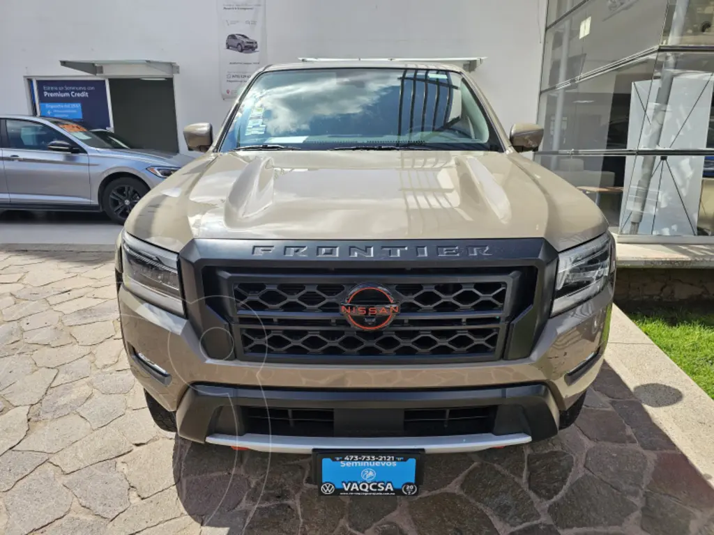 Nissan Frontier 3.8 V6 PRO-4X AUTO 4WD usado (2022) color Beige precio ...