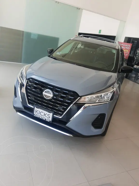 Nissan Kicks Advance nuevo color Gris Oxford precio $426,900