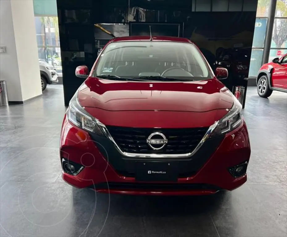 Nissan March Advance usado (2023) color Rojo precio $271,000