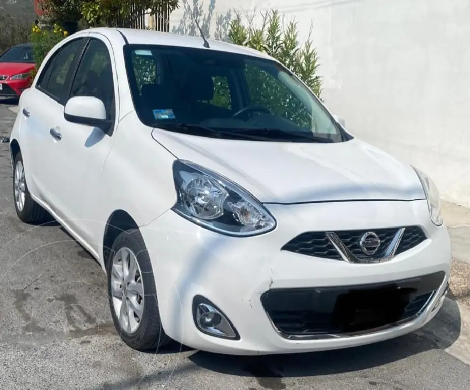 Nissan March Advance NAVI Aut usado (2018) color Blanco precio $175,000