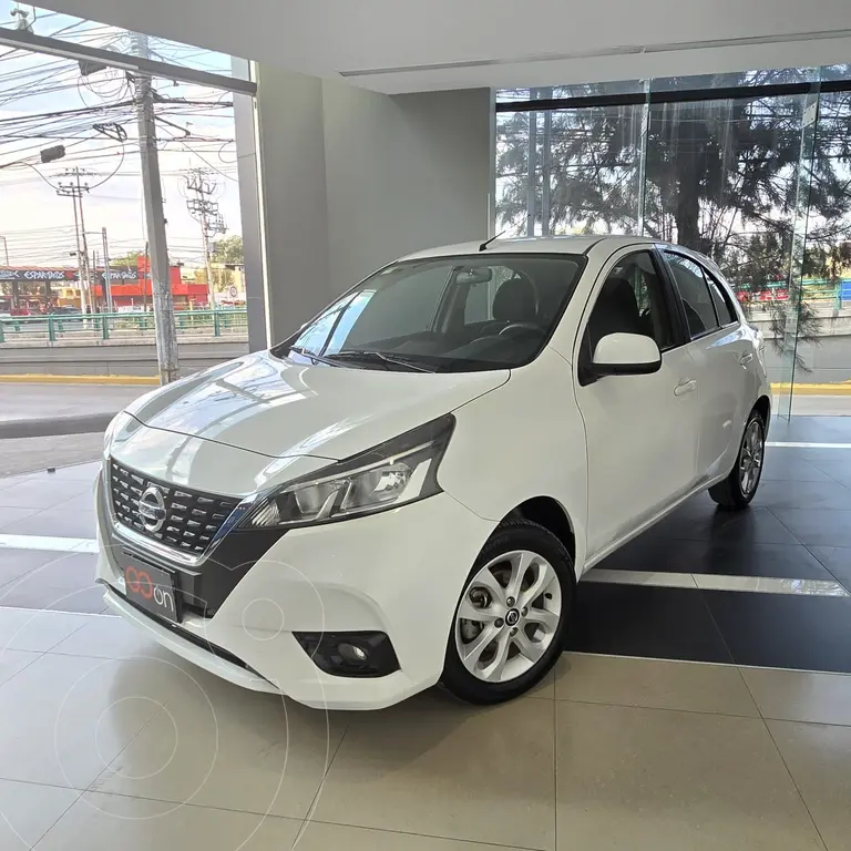 Nissan March Advance usado (2021) color Blanco precio $230,000