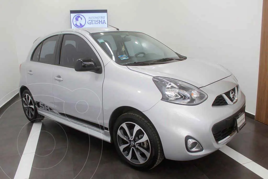Nissan March SR NAVI usado (2020) color Plata precio $259,000