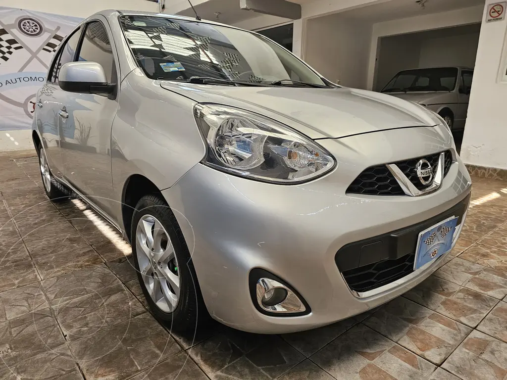 Nissan March Advance usado (2018) color Plata precio $178,900