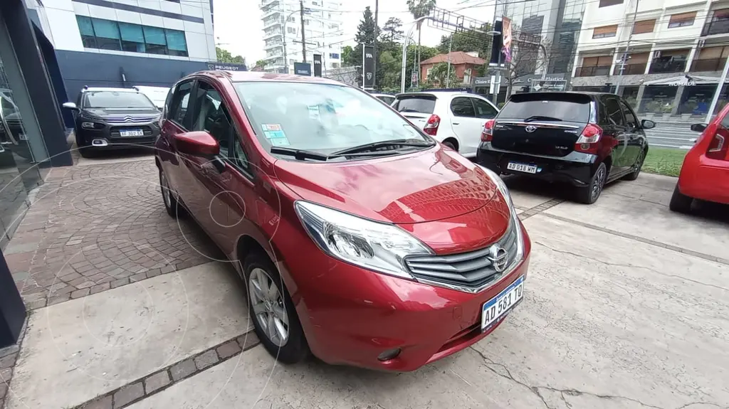 Nissan Note Sense CVT usado (2019) color Rojo Vino precio $10.100.000