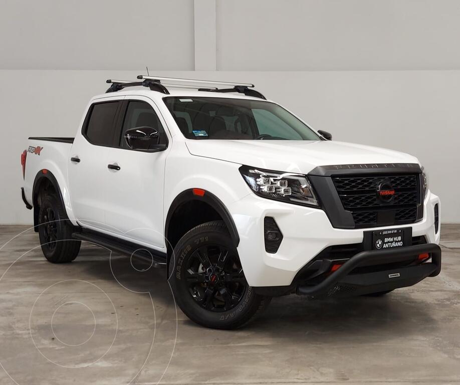 Nissan NP300 Frontier LE Midnight Edition A/A usado (2020) color Blanco ...