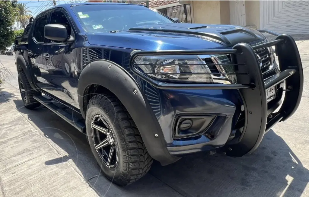 Nissan NP300 2.5L Chasis Cabina Dh A/A Paquete de Seguridad usado (2017 ...