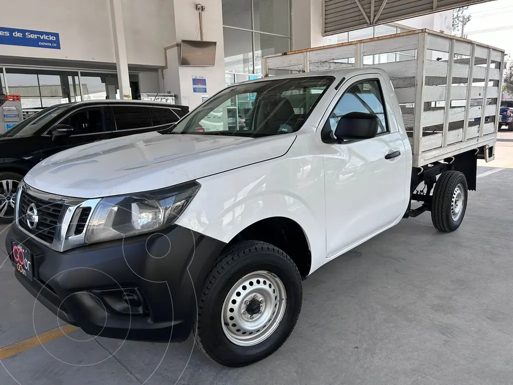 Nissan NP300 2.5L Chasis Cabina Dh A/A Paquete de Seguridad usado (2020 ...