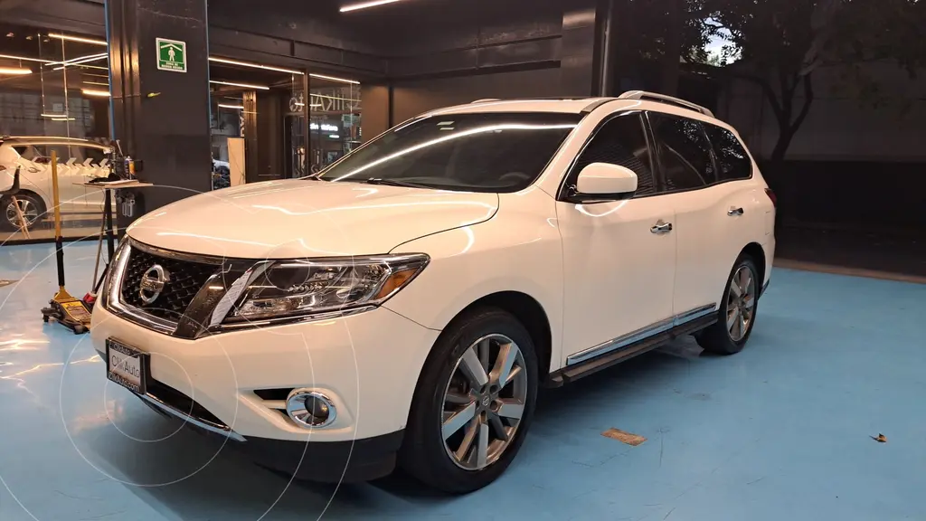 Nissan Pathfinder Exclusive 4x4 usado (2015) color Blanco precio $335,000