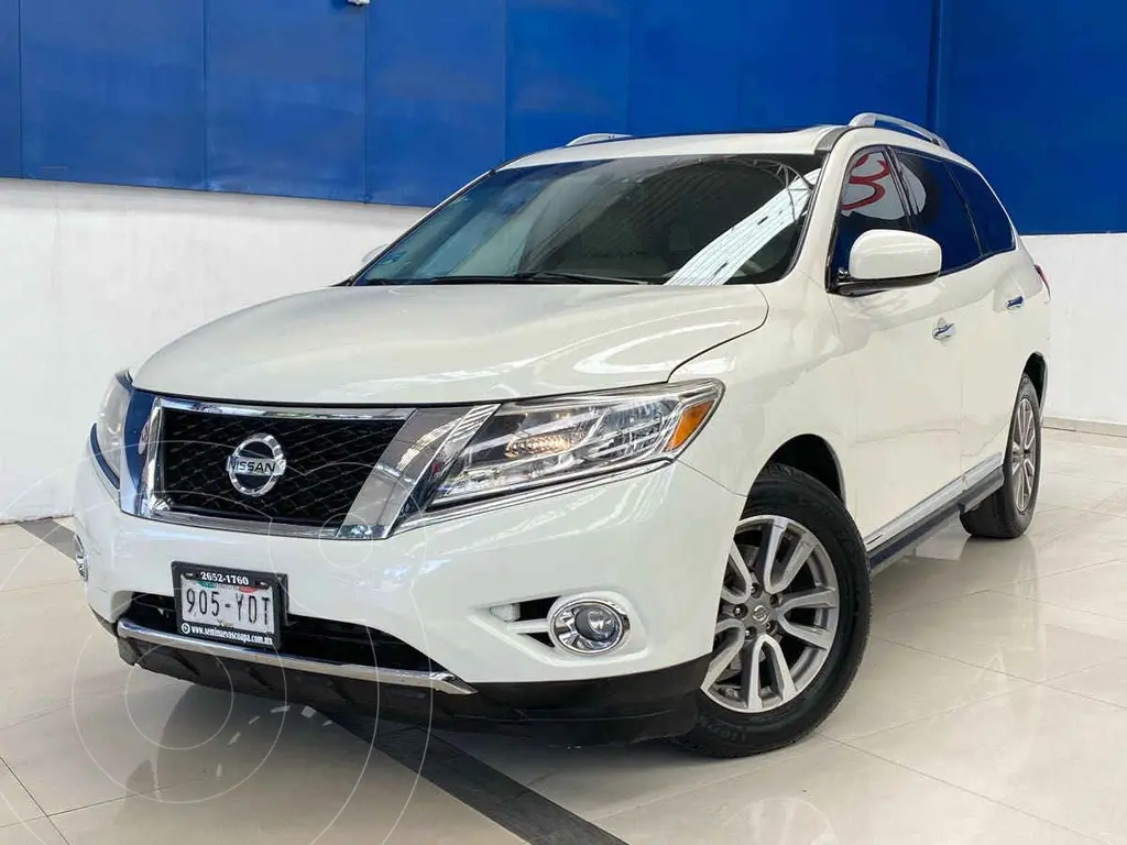 Nissan Pathfinder Advance usado (2015) color Blanco precio $278,000