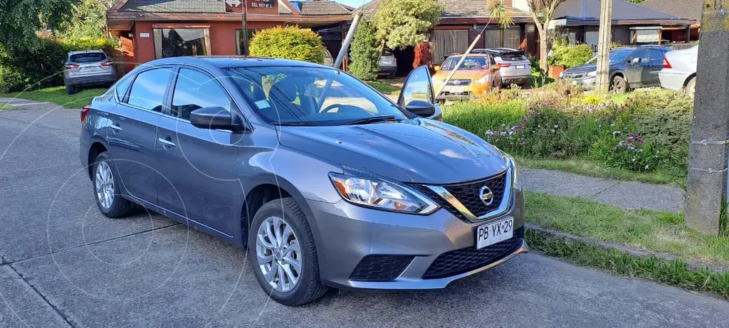 Nissan Sentra 1.8L Sense usado (2020) color Gris Oscuro precio $12.000.000