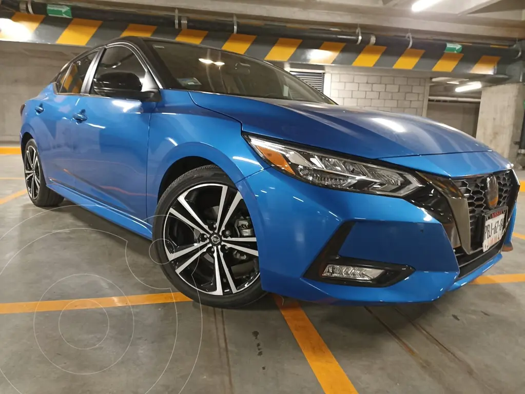 Nissan Sentra SR Aut usado (2022) color Azul Claro precio $410,000