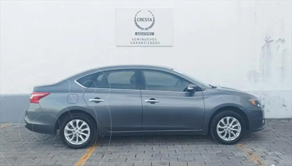 Nissan Sentra Advance Aut usado (2017) color Gris Oscuro precio $234,900