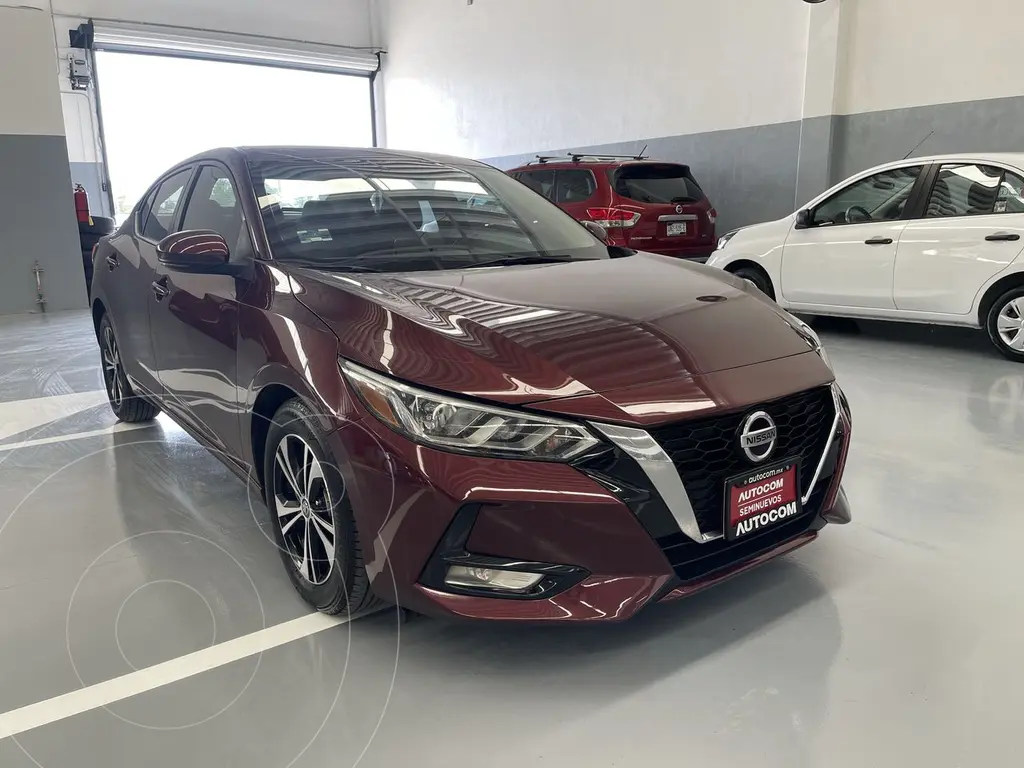 Nissan Sentra Advance Aut usado (2020) color Rojo Metalizado precio ...
