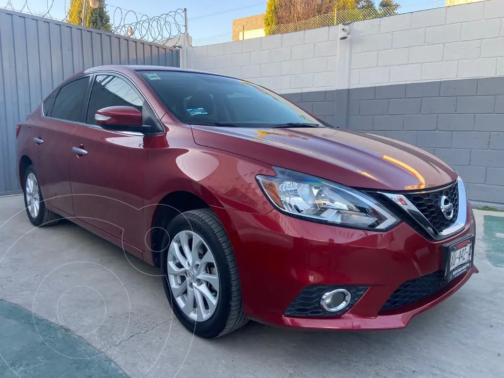 Nissan Sentra Advance usado (2018) color Rojo precio $300,000