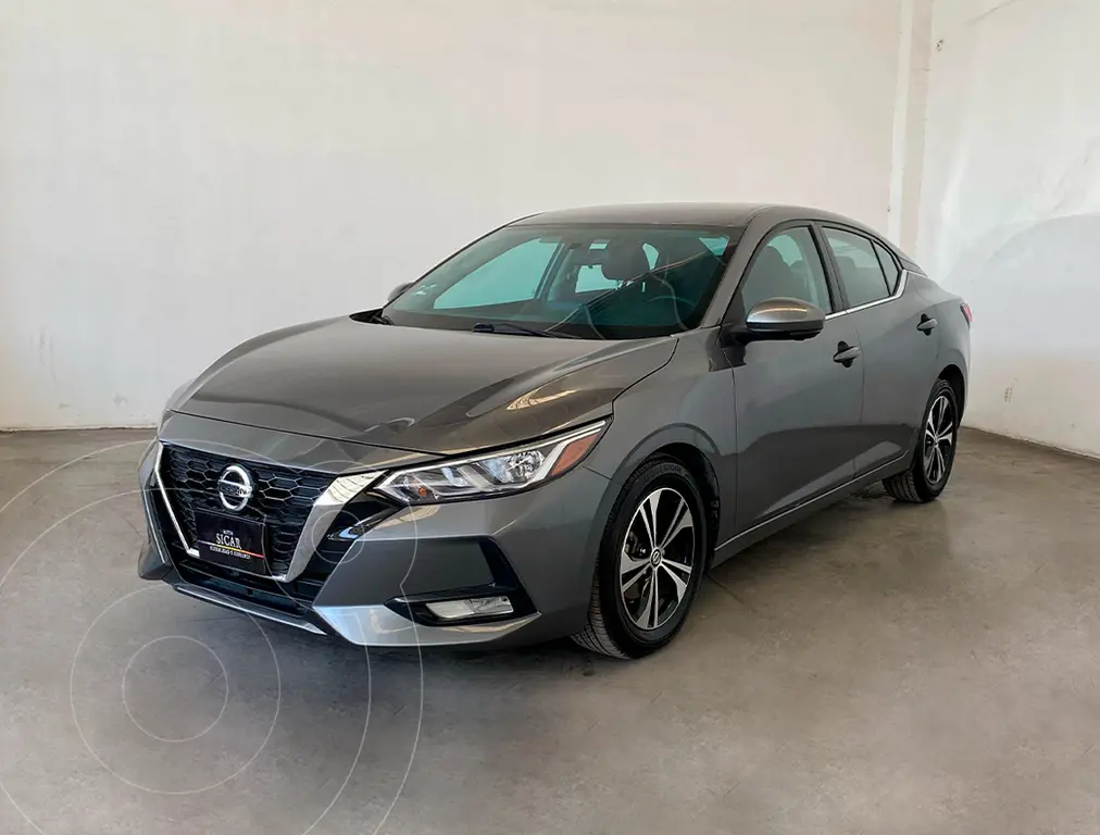 Nissan Sentra Advance usado (2022) color Gris precio $309,000