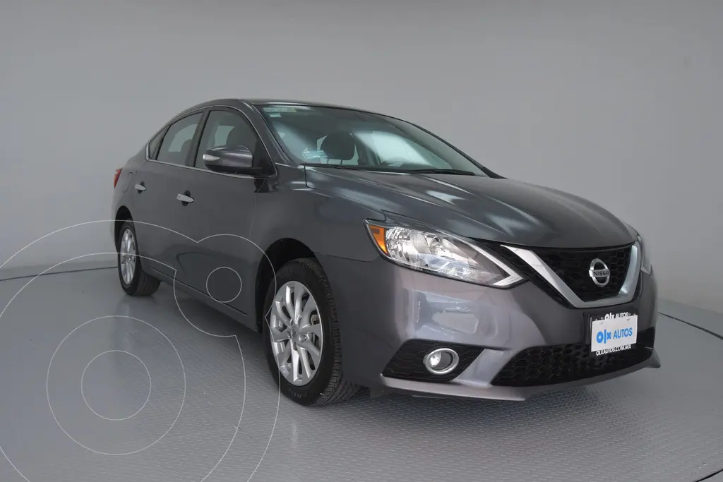 Nissan Sentra Advance usado (2019) color Gris precio $319,000