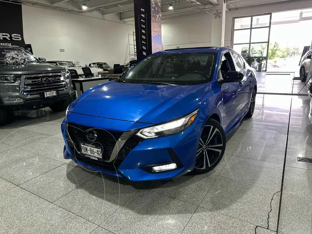 Nissan Sentra SR usado (2021) color Azul precio $358,000