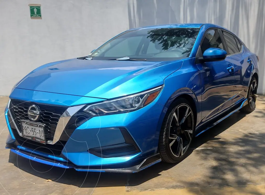 Nissan Sentra Sense usado (2021) color Azul precio $320,000