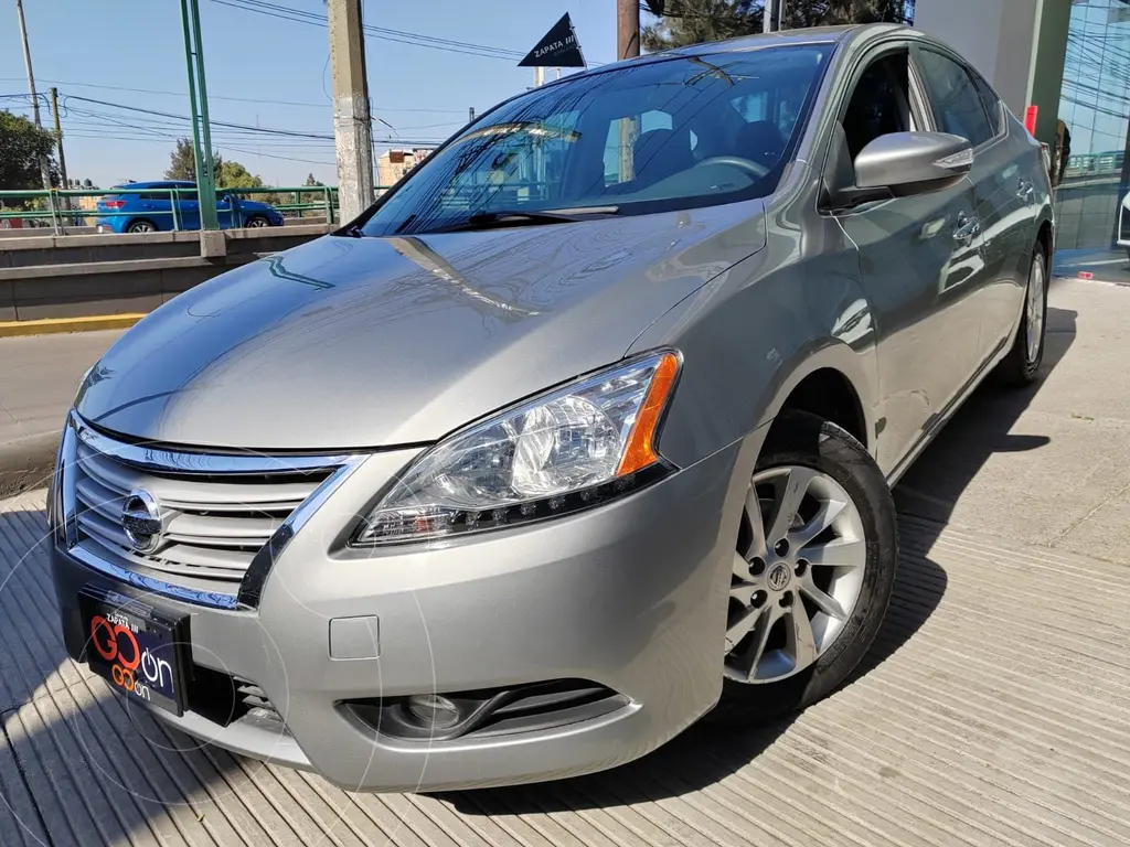 Nissan Sentra Advance Aut usado (2015) color Gris precio $185,000