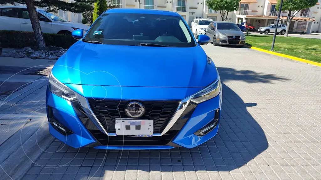 Nissan Sentra Exclusive NAVI Aut usado (2020) color Azul Electrico ...