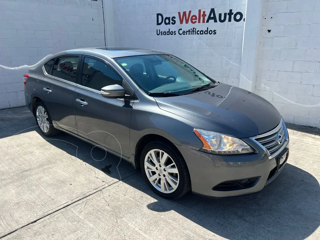 Nissan Sentra Exclusive NAVI Aut usado (2016) color Gris precio $234,900