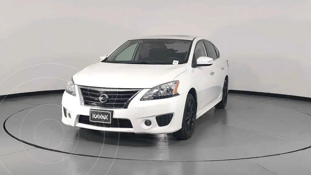 Nissan Sentra SR Aut usado (2015) color Negro precio $217,999