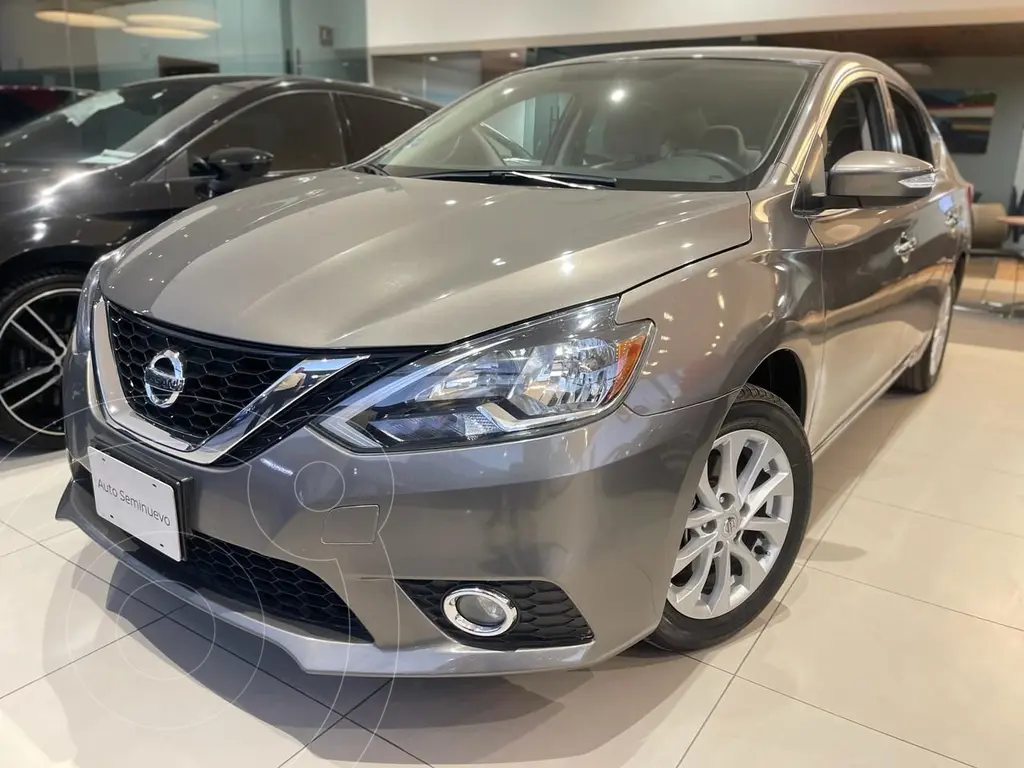 Nissan Sentra Advance usado (2019) color Gris precio $260,000